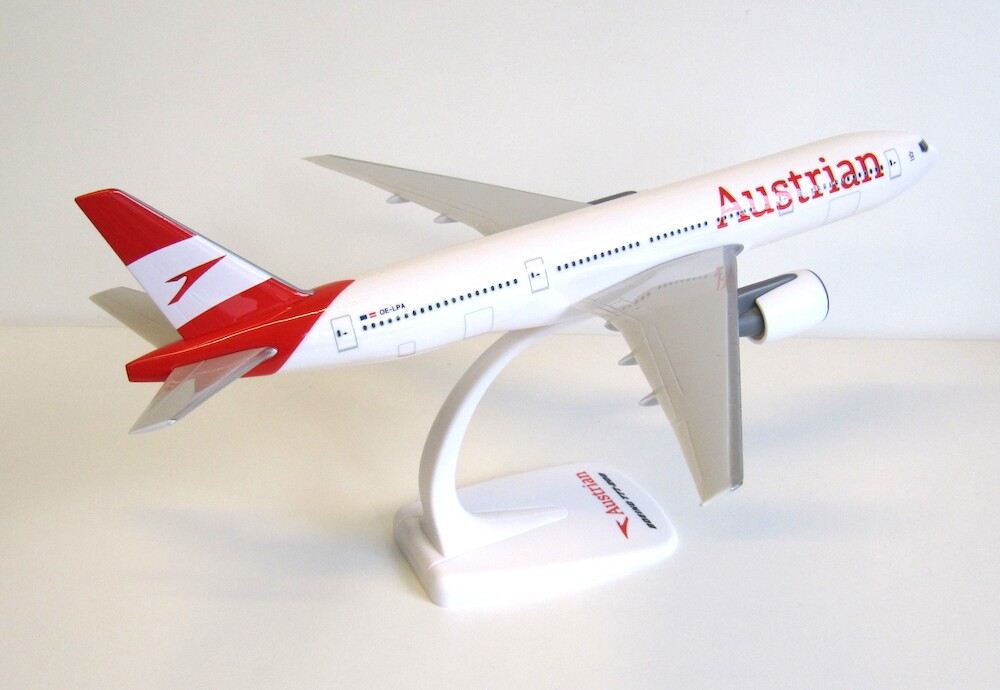 Boeing 777-200ER Austrian Airlines OE-LPA collectible plastic aircraft ...